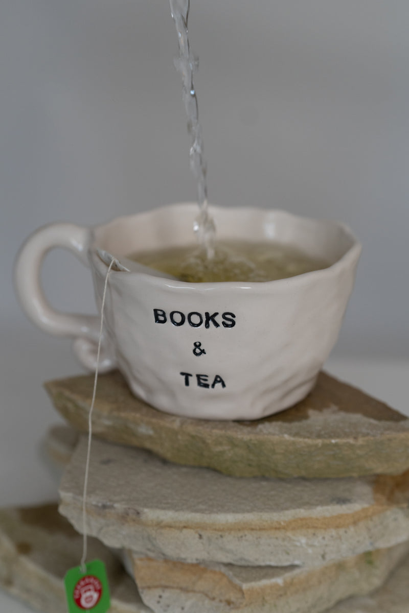 Books & Tea Cup – Cali&Friends
